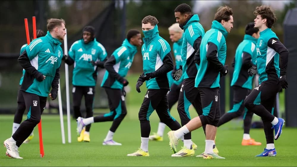Arne Slot throws 15-year-old Josh Abe into Liverpool firs...